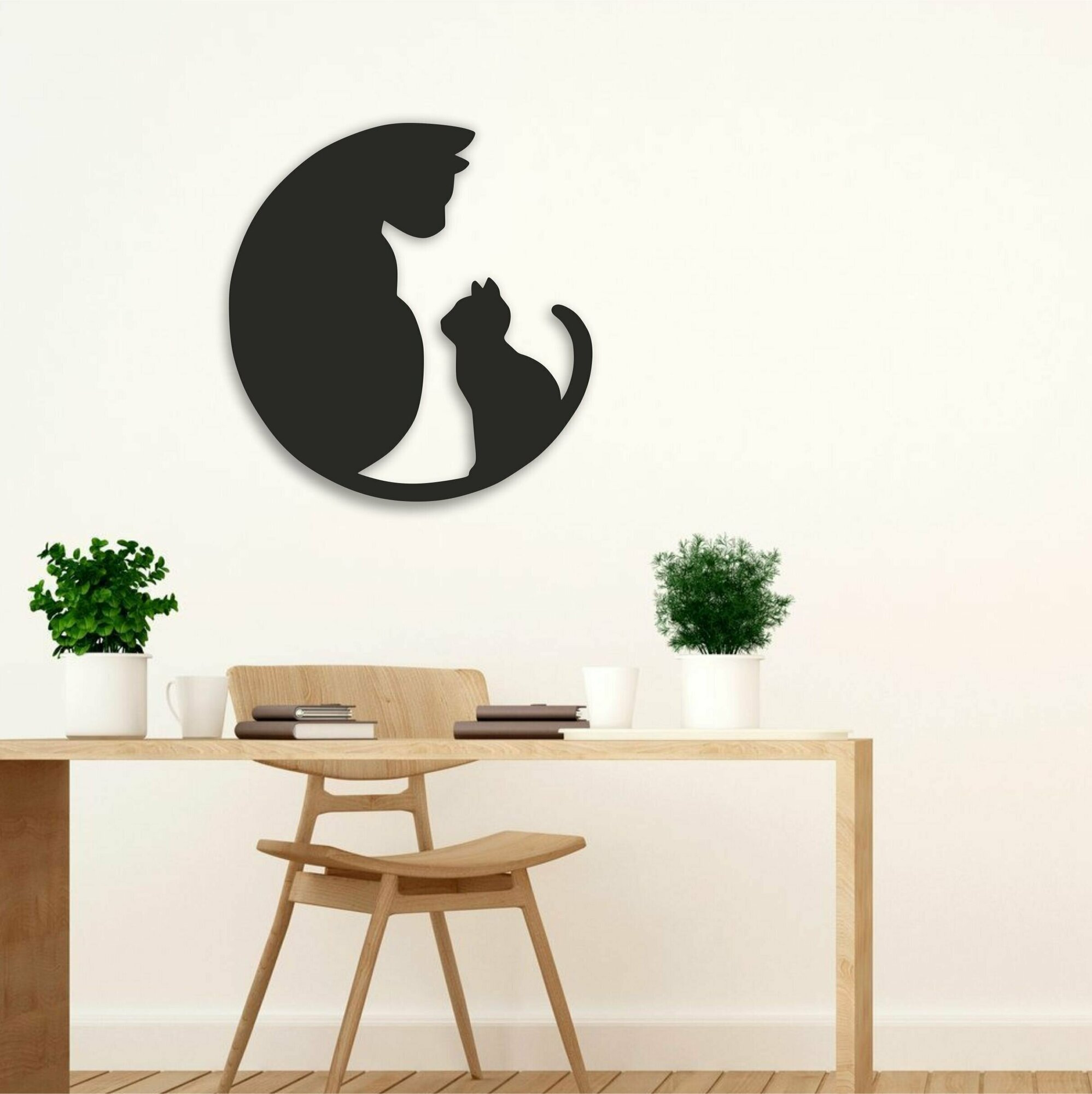 Панно настенное из дерева "Кошка с котенком" 50х48см / декор для дома