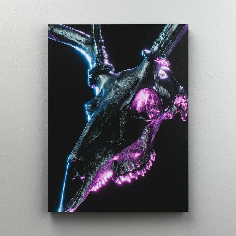 Интерьерная картина на холсте "Арт - неоновый череп с рогами" размер 22x30 см
