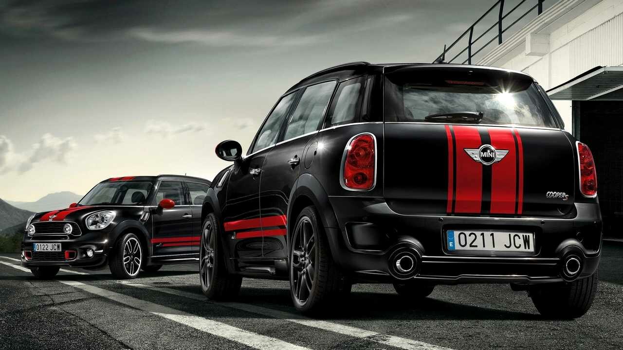 Картина на холсте 60x110 LinxOne "Mini Cooper 2016 Мини Купер" интерьерная для дома / на стену / на кухню / с подрамником