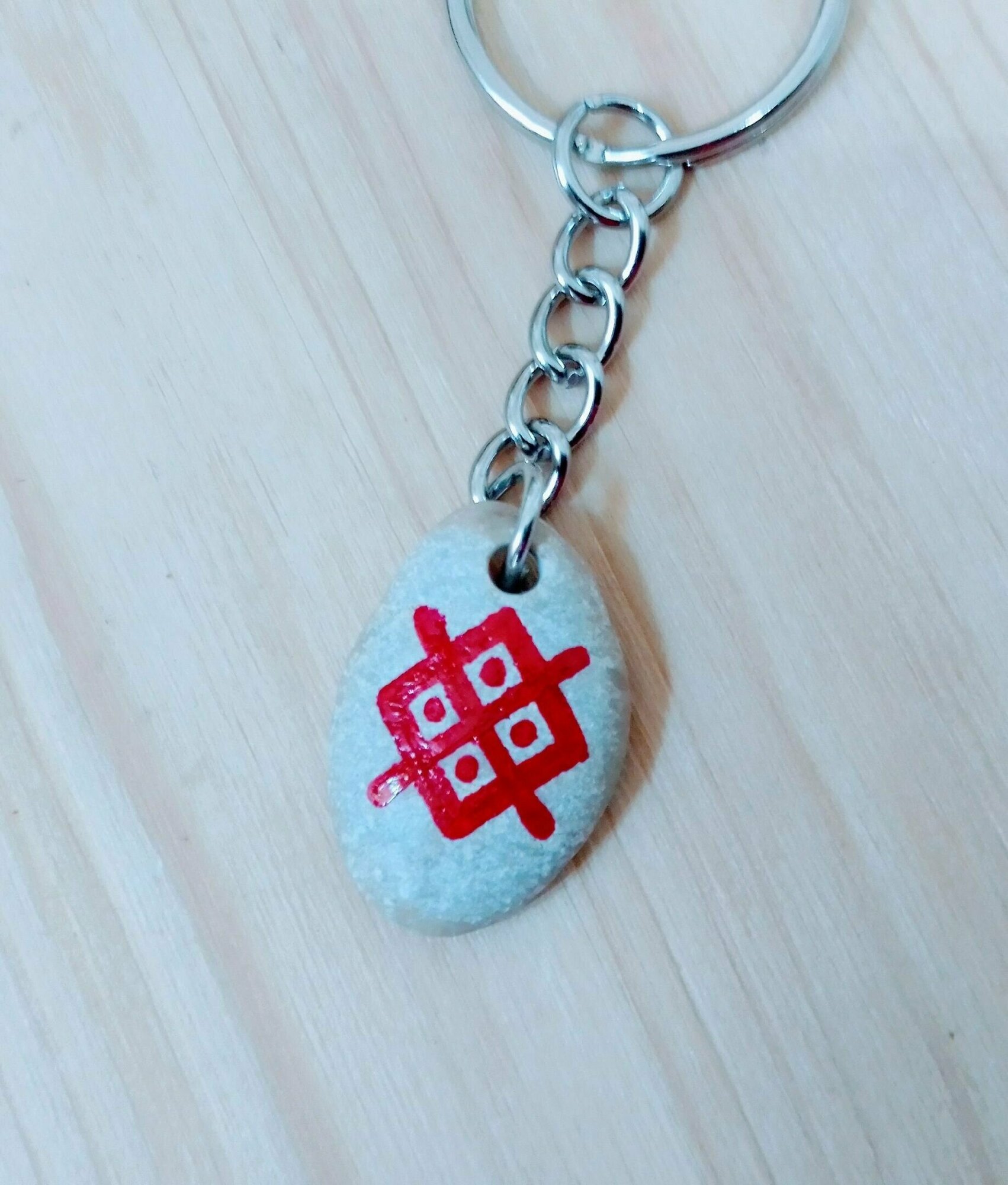 Славянский оберег Лунница Макошь (Брелок на природном камне)