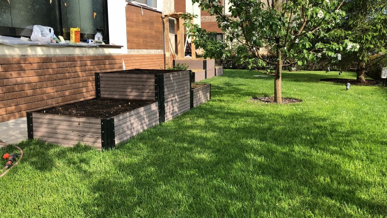 Угловой (стыковочный) элемент для грядок Holzhof / Garden Dreams (для досок высотой 15 см, толщиной 2.5 см), черный, 4шт.