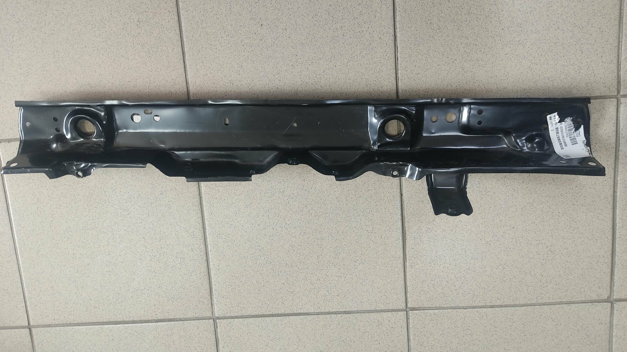 Панель радиатора верхняя (телевизор) Geely MK Cross [1.5 16V 5MT хетчбэк] 101200032702