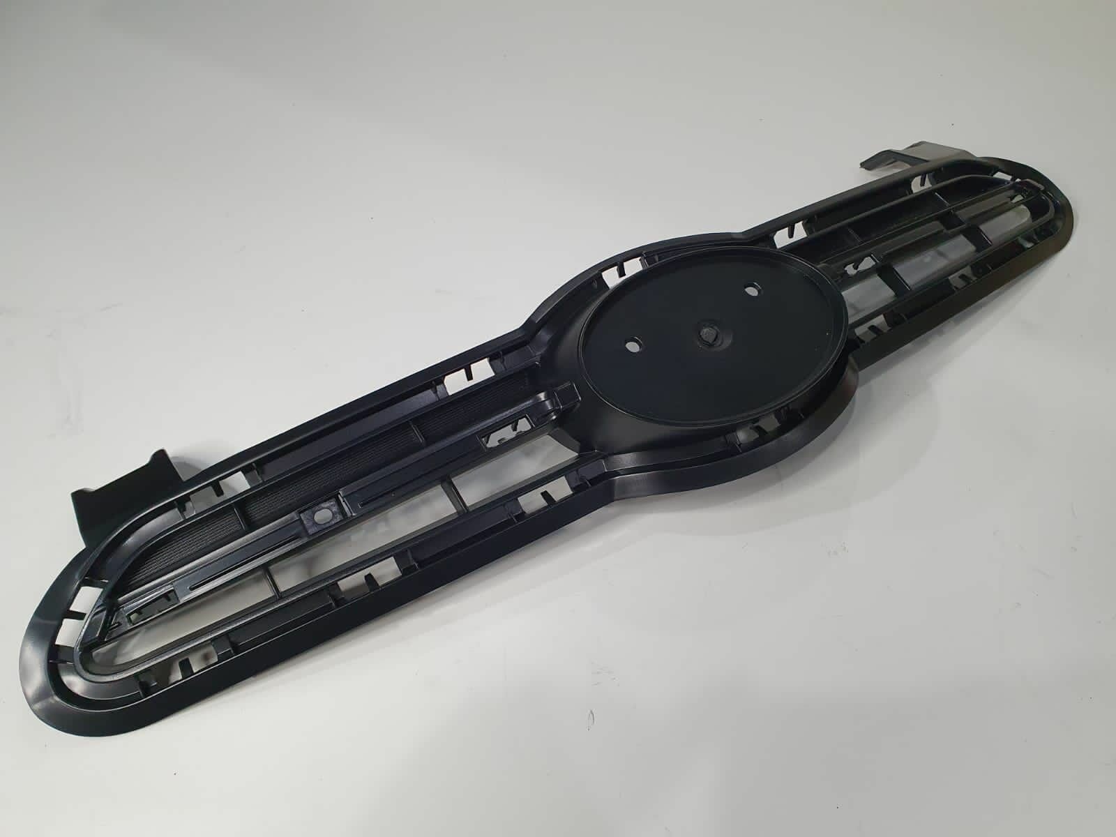 Решетка радиатора Lifan Smily NEW (330) [1.3 16V CVT хетчбэк] FAE2803151