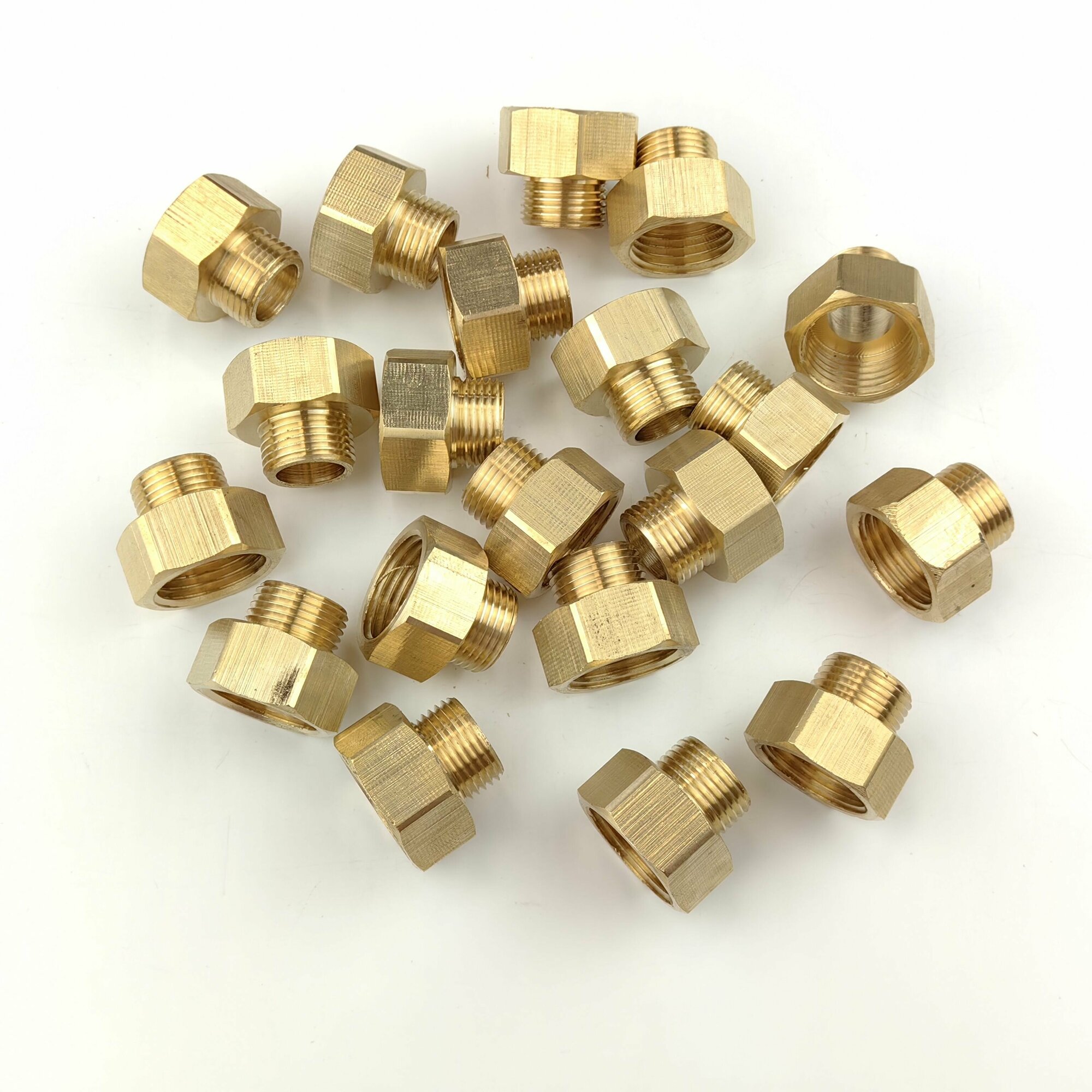 Переходник Профитт латунный ВР 1/2" х НР 3/8" - 20 шт.
