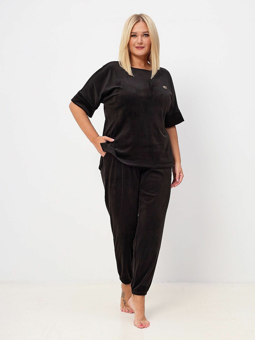 Брюки джоггеры из бархатистого велюра