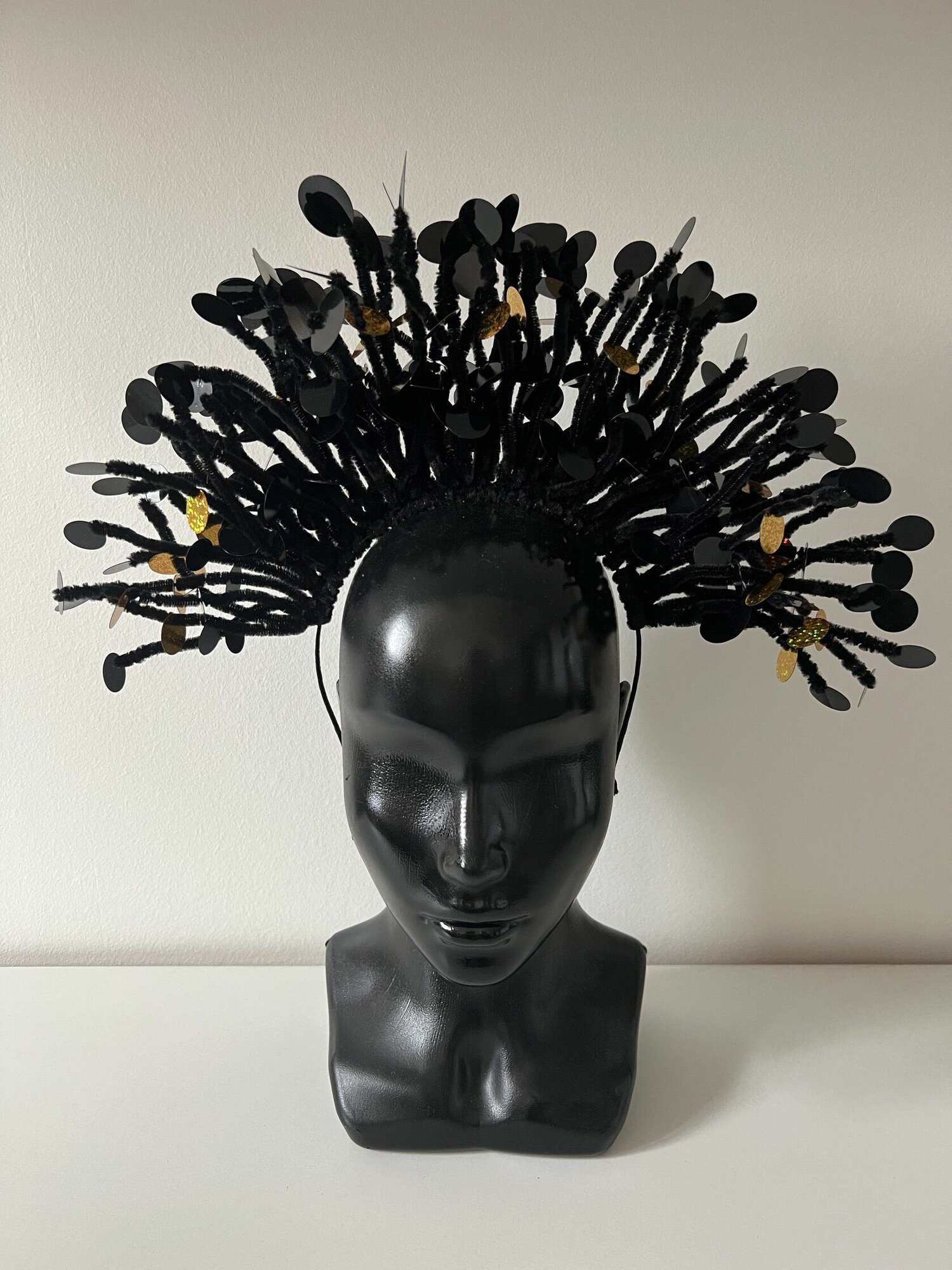 Кокошник "Ежик черный" для фотосессий, эксклюзив, ручная работа, бренд Lala Talyshkhanova/ Лала Талышханова