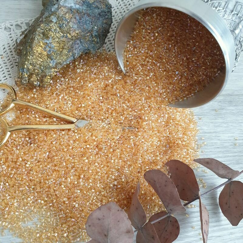 Бисер чешский Preciosa граненый богемия 11/0 медовый, золотистый (bp11b3b11020),10 грамм