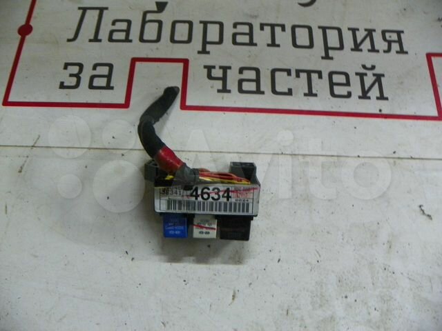 Блок реле Kia Sorento 2002-2009