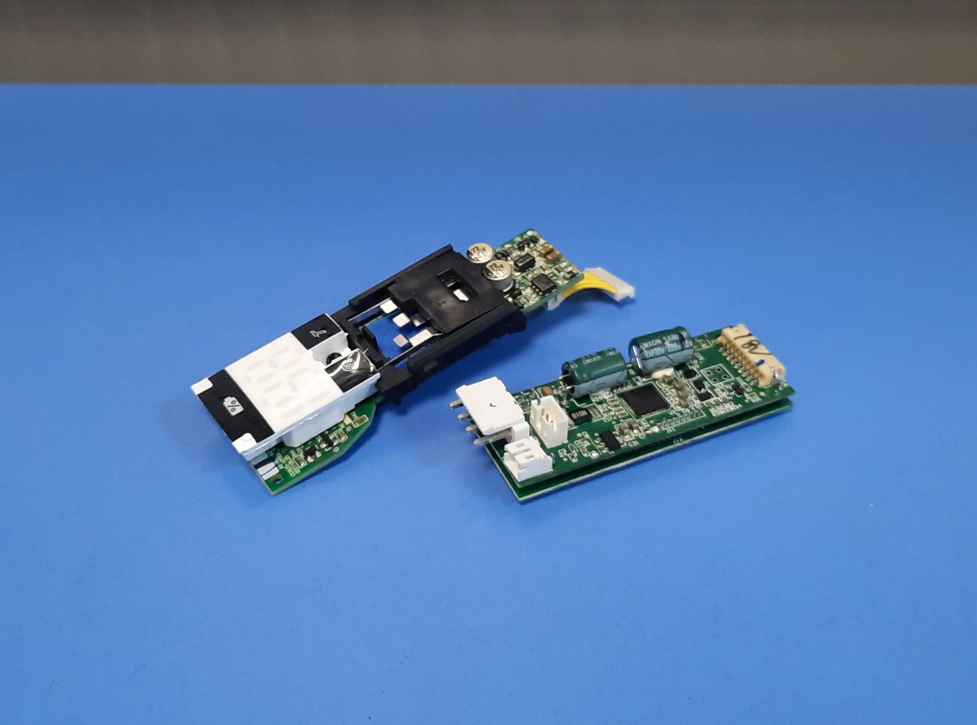 Плата включения + контроллер мотора Philips FC68. (оригинал)