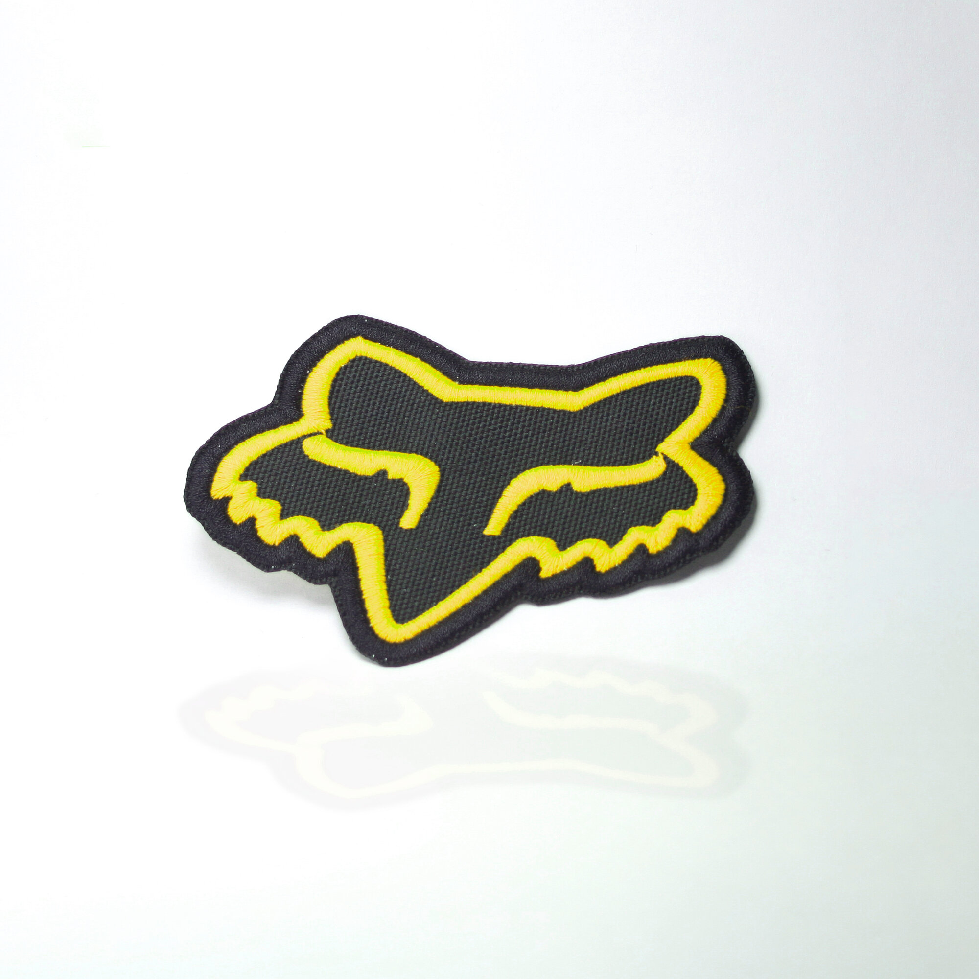 Нашивка FOX желтая