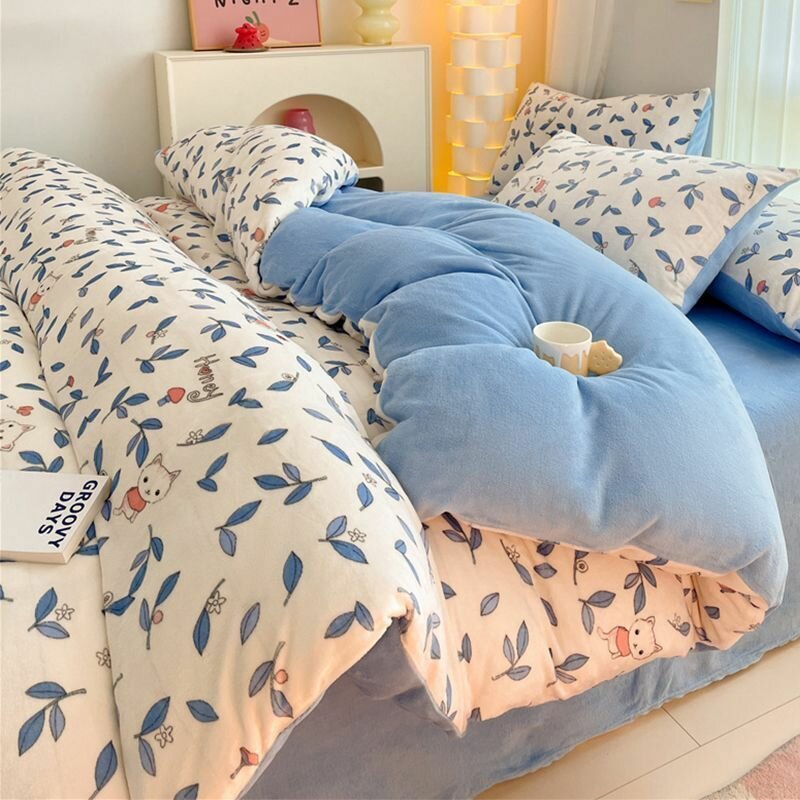 Спальный комплект (матрас + одеяло + подушка + КПБ)！