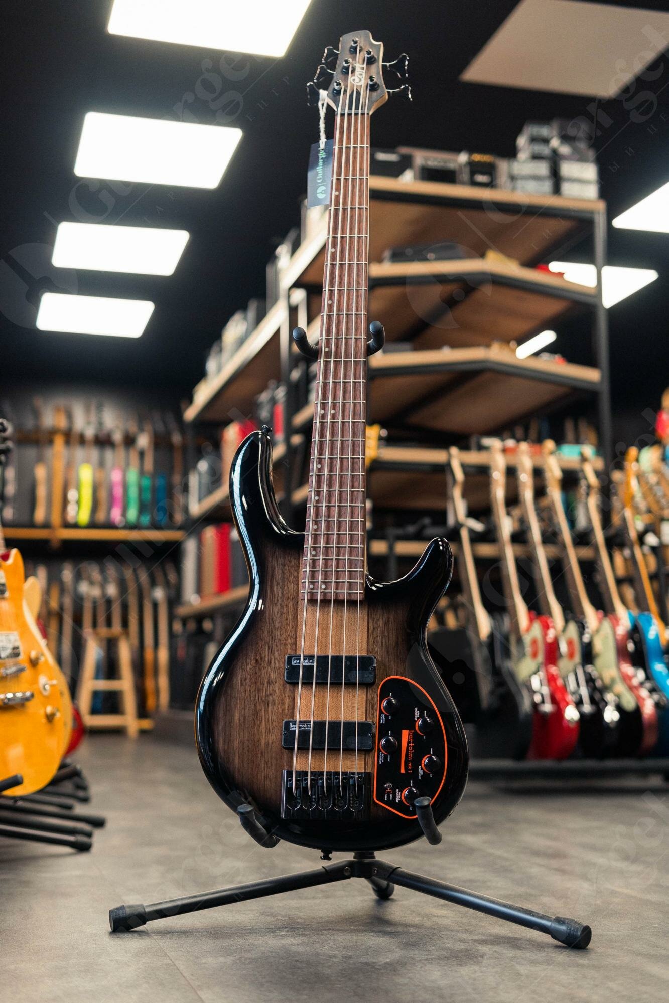 Бас-гитара 5-струнная Cort C5-Plus-OVMH-ABB