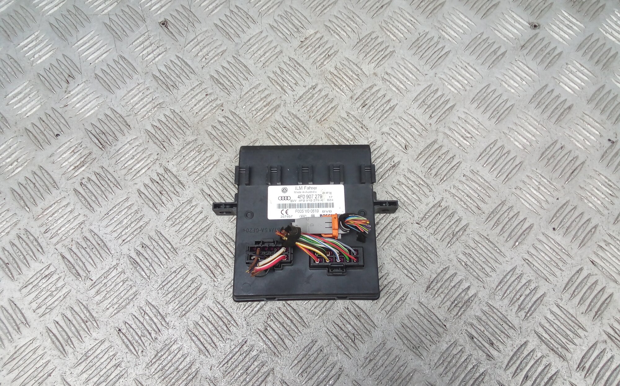 Блок бортовой сети (блок управления BCM) AUDI A6 C6, Номер 4f0907279