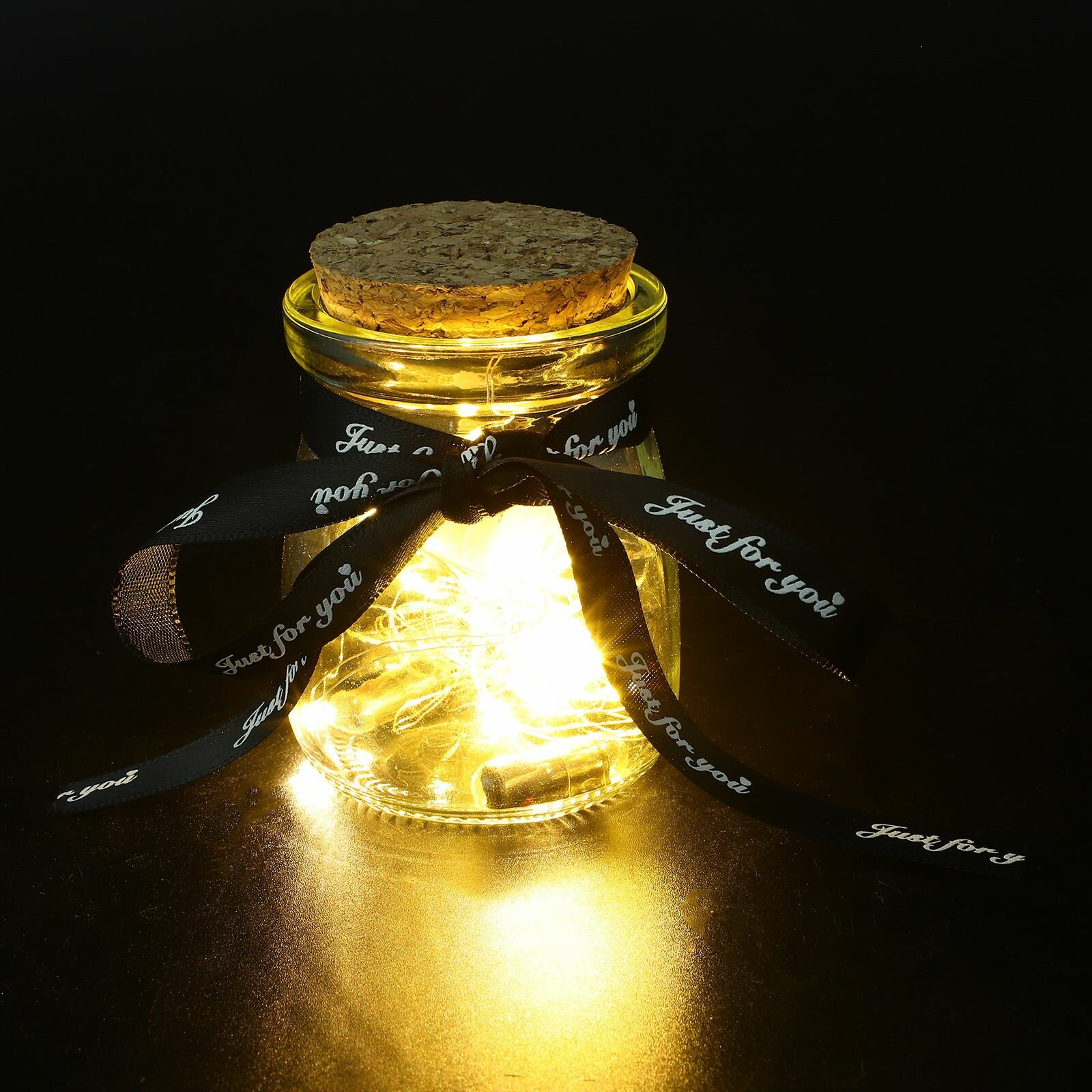 Светящаяся капсула с бумажными записками в стеклянной бутылке для украшения