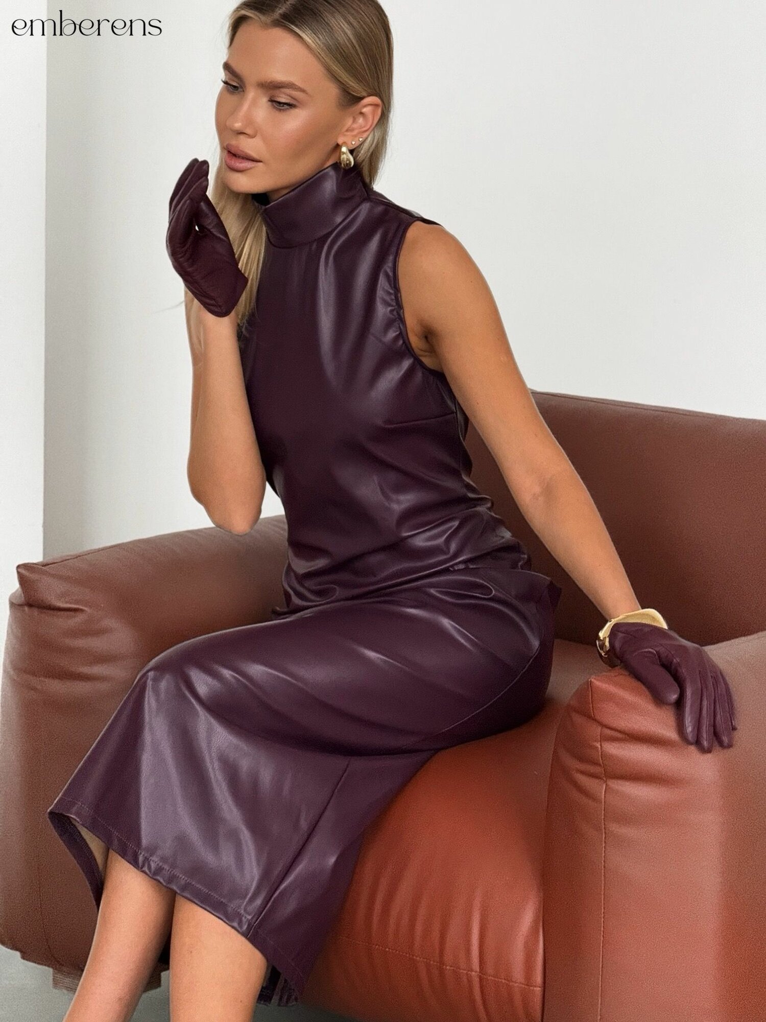 Платье Осень-зима 2025