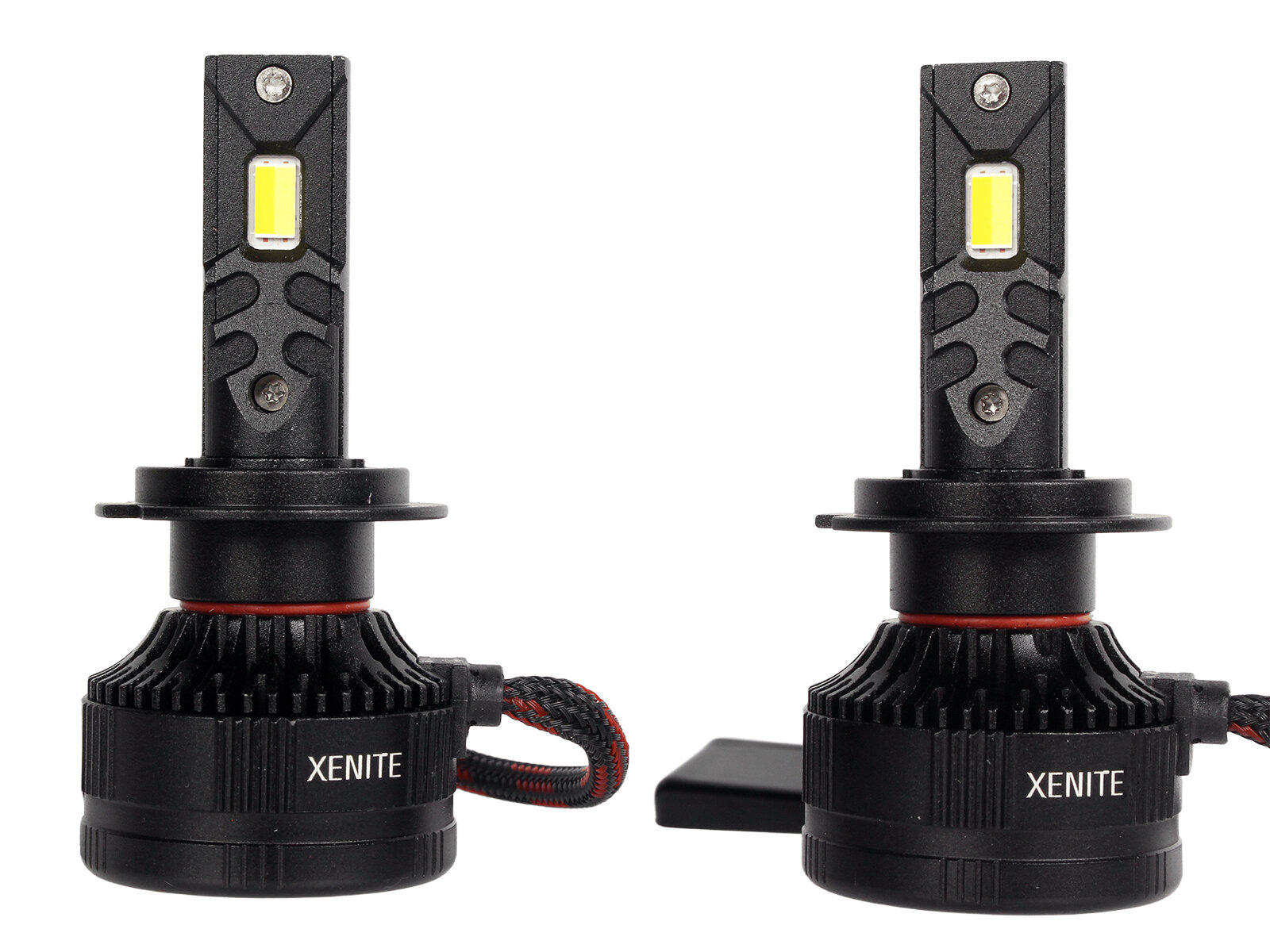 Лампа XENITE MC-5 H7/H18 Мультиколор 12V 50W 10000Lm диодная 2 штуки комплект 1009725