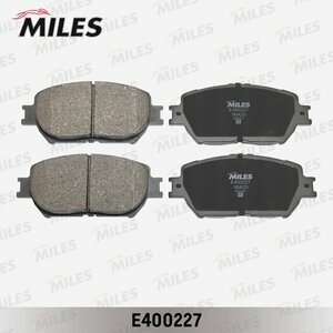Колодки тормозные TOYOTA CAMRY (_V30_) 2.4/3.0 01>04 передние LowMetallic