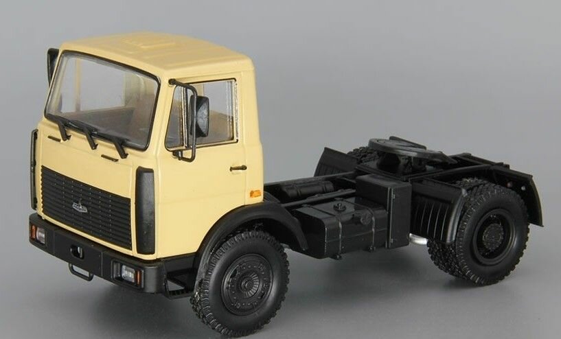 Масштабная модель грузовика коллекционная Минский 5433 седельный тягач (1991-1997), бежевый
