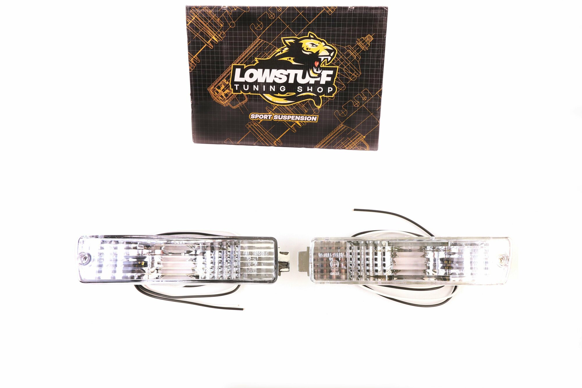 VW Golf 2, Jetta 2 указатели поворота в широкий бампер белые хрусталь LOWSTUFF TSLFVWG2LCIWHTCH