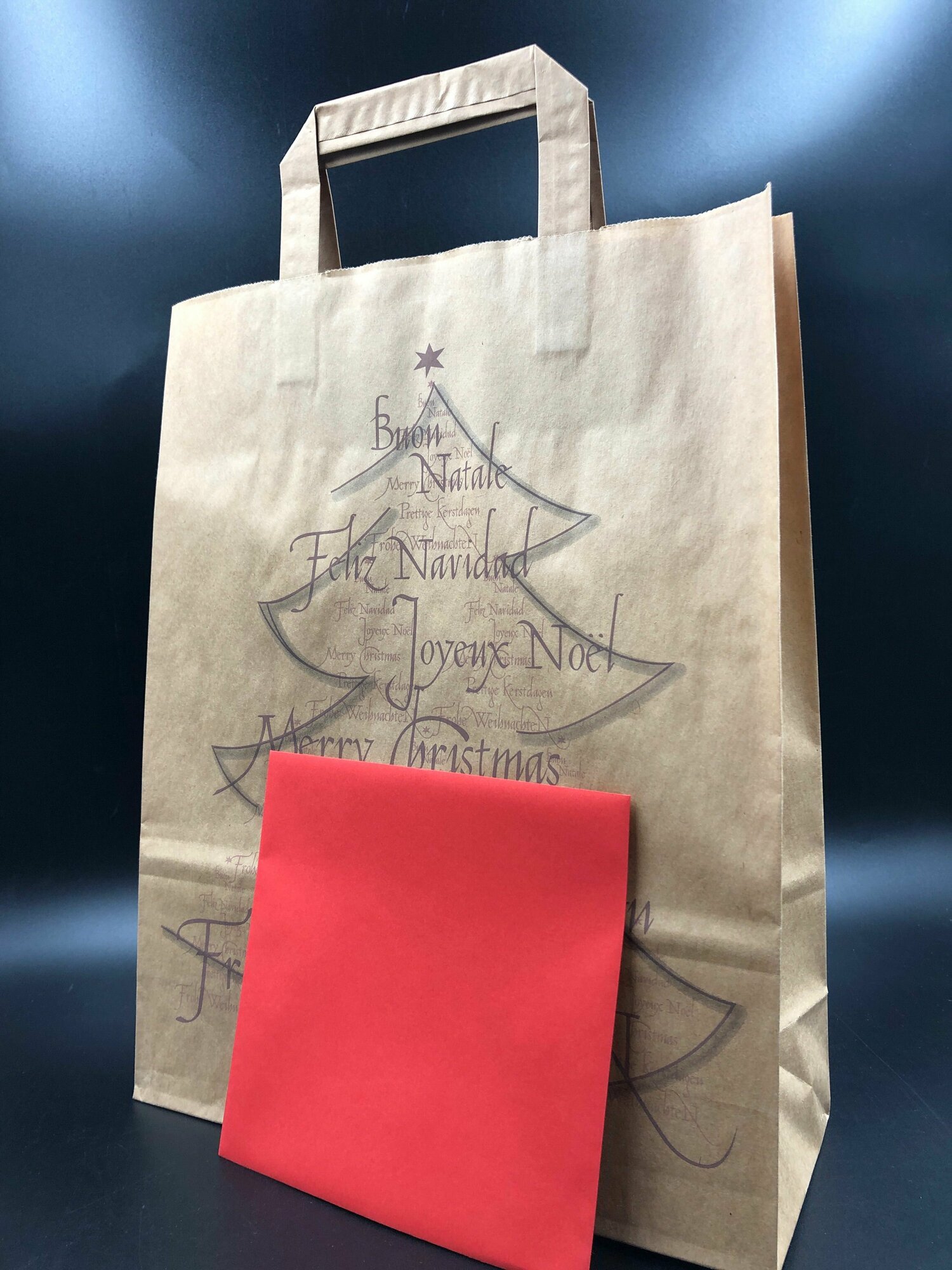 Пакет + конверт Новогодний по 25 шт. Topcraft Ёлка, крафт пакет 260х330х100 мм арт.82, конверт квадратный 150х150 мм красный дизайнерский