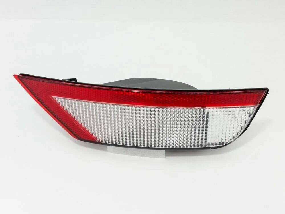 ST-431-1318R-LD, Фонарь в задний бампер FORD FOCUS II 08-11 RH HBK
