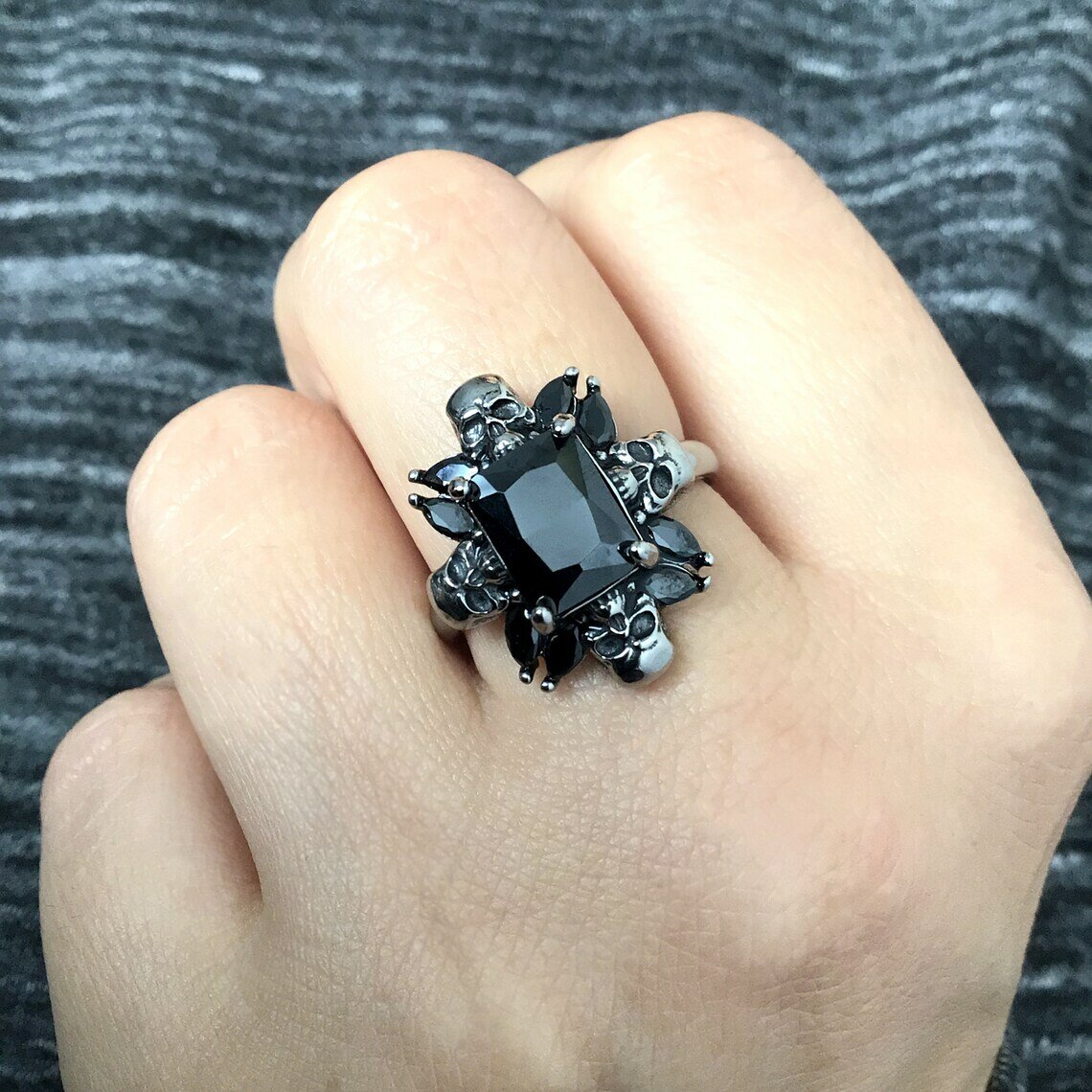 Славянский оберег, печатка, фианит, металл, циркон