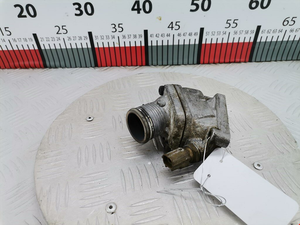 Корпус термостата Volvo S80 1 31293700 арт. 1602402