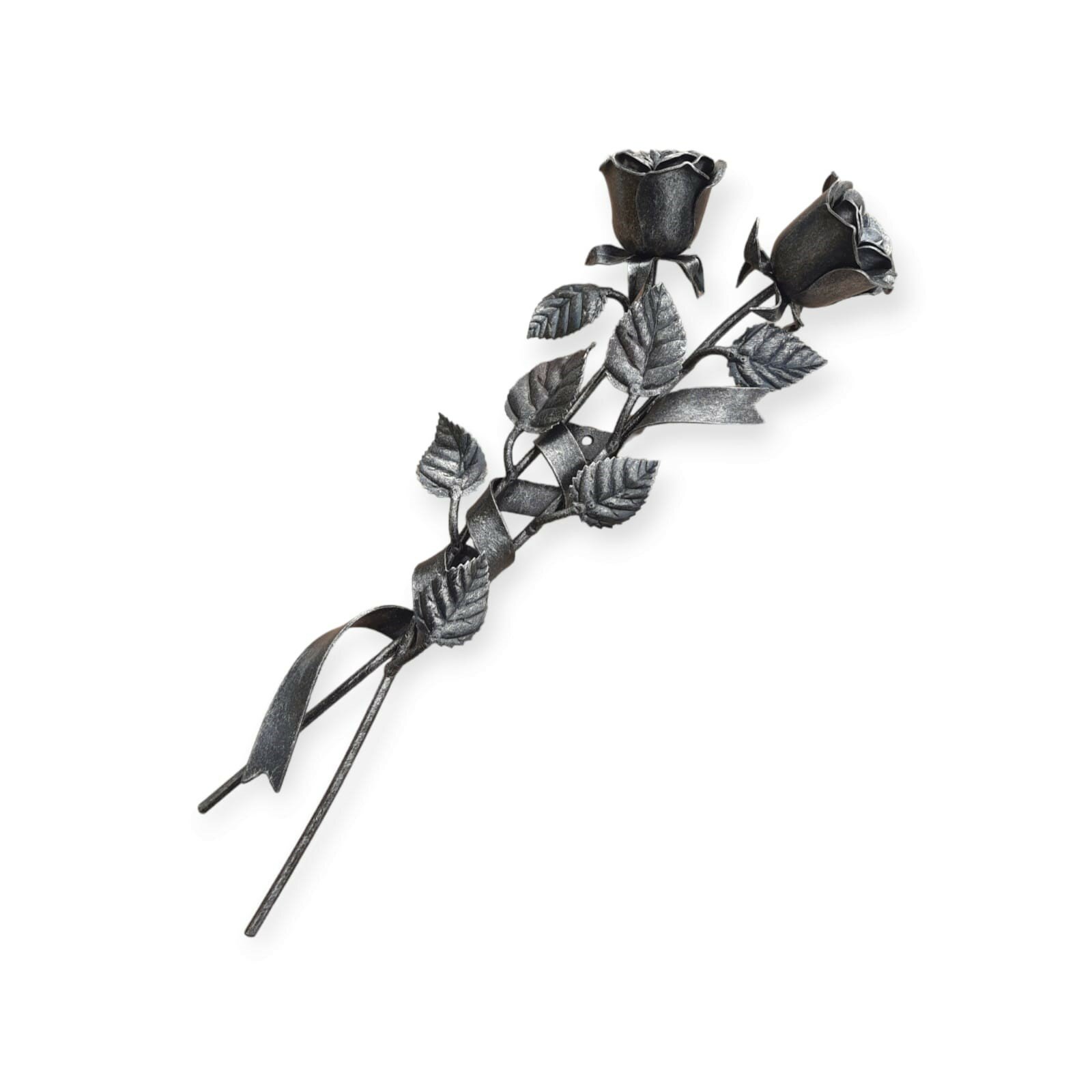 Розы кованые с лентой черный кристалл