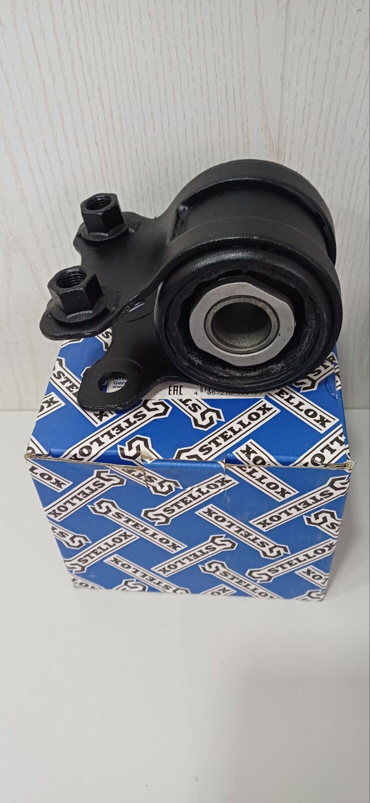 Задний сайлентблок переднего рычага форд фокус 2 ford focus 2 C MAX