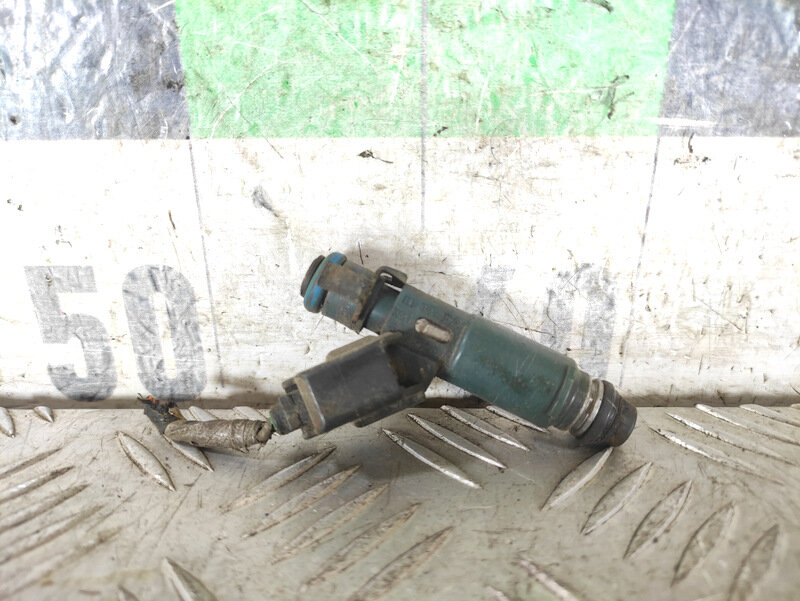 Форсунка двигателя MAZDA MPV LW ЛВ 2M2EA7B