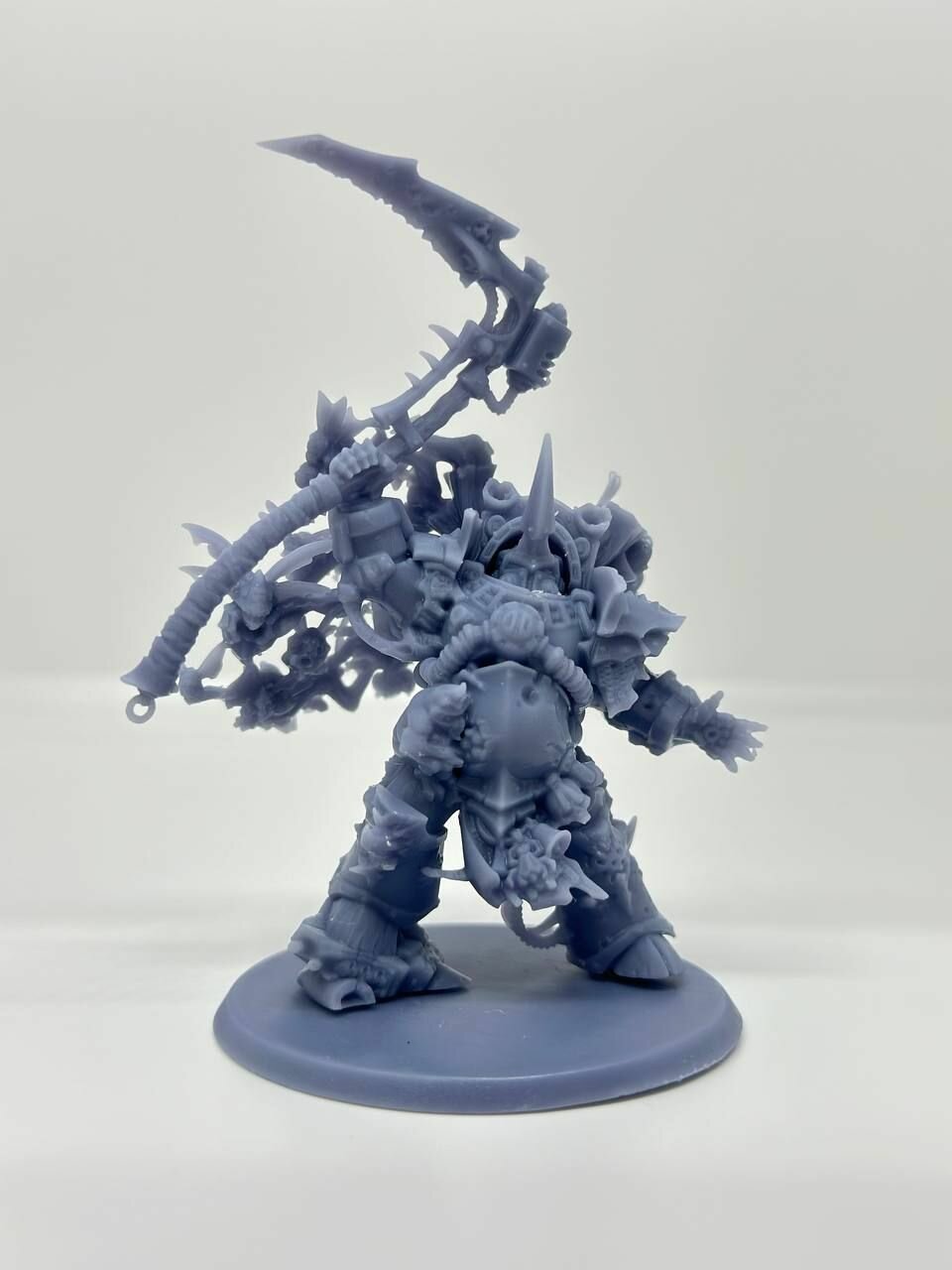 Миниатюра "Typhus Herald of the Plague God" Warhammer 40k Chaos Space Marine, Death Guard, НРИ. 1 штука.