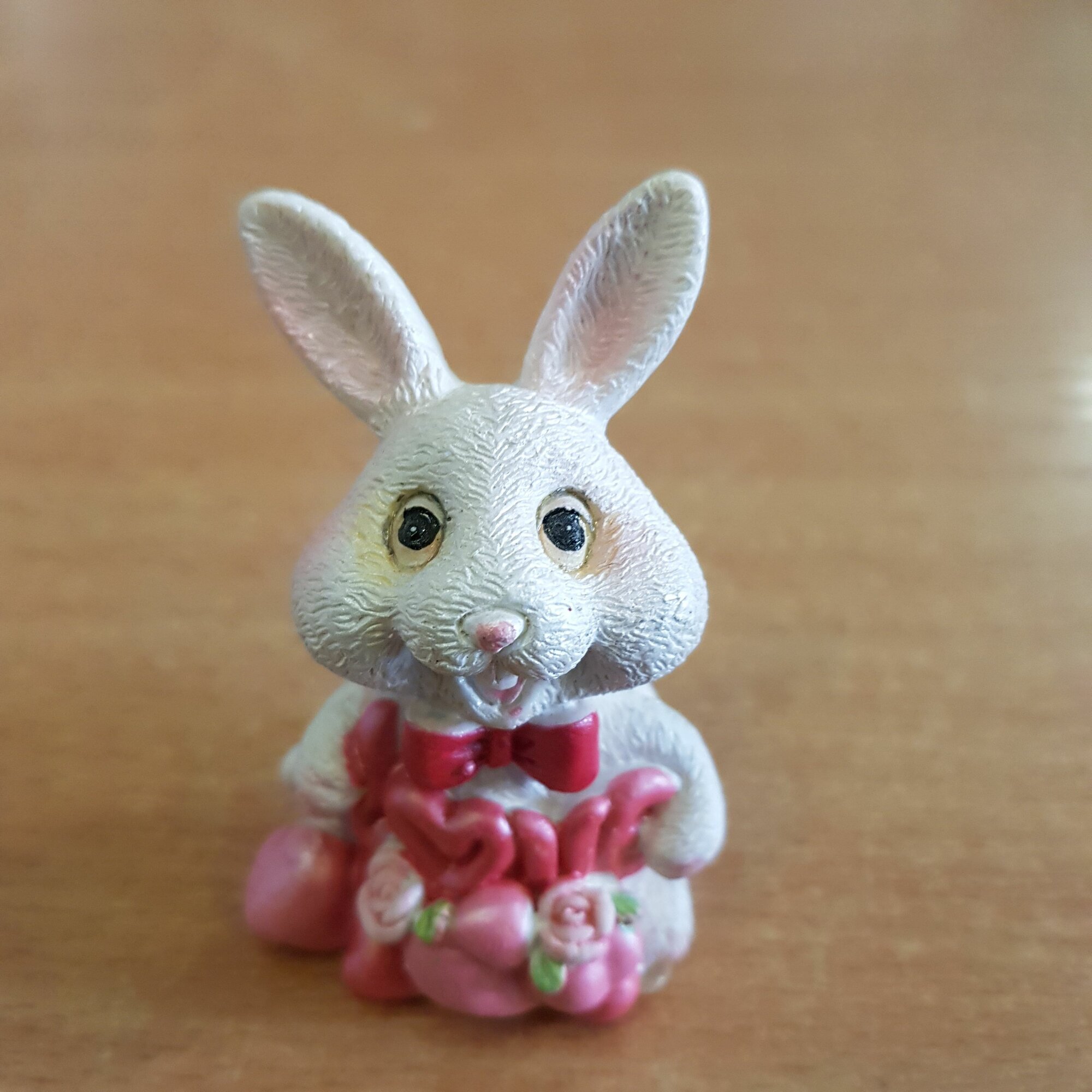 Фигурка декоративная "Кролик Love" 7х5х4,5см 4599А