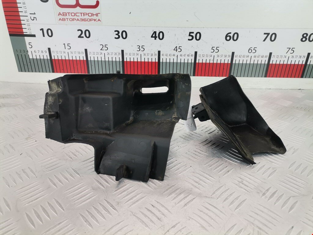 Дождевик (жабо) BMW X1 (E84) 64316925978 арт. 1471255