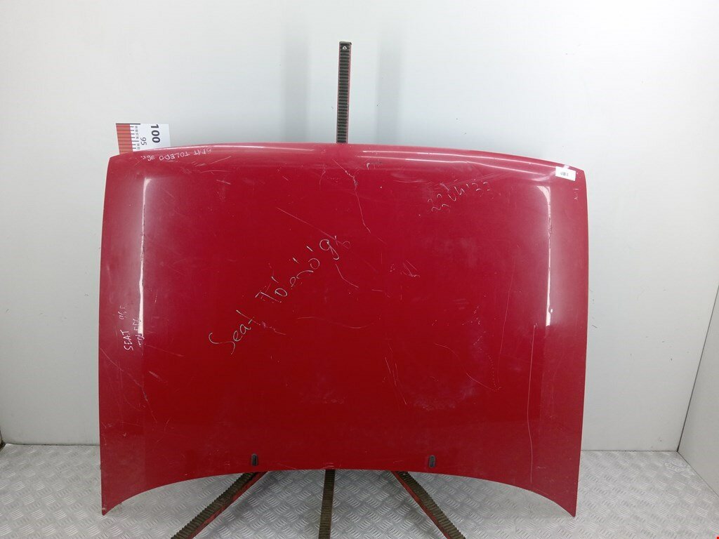 Капот Seat Toledo 1 1L0823031 арт. 2088811