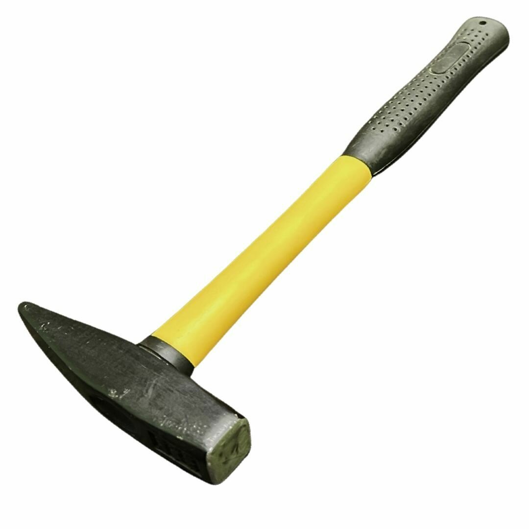 Молоток фиберглассовая ручка 200 грамм