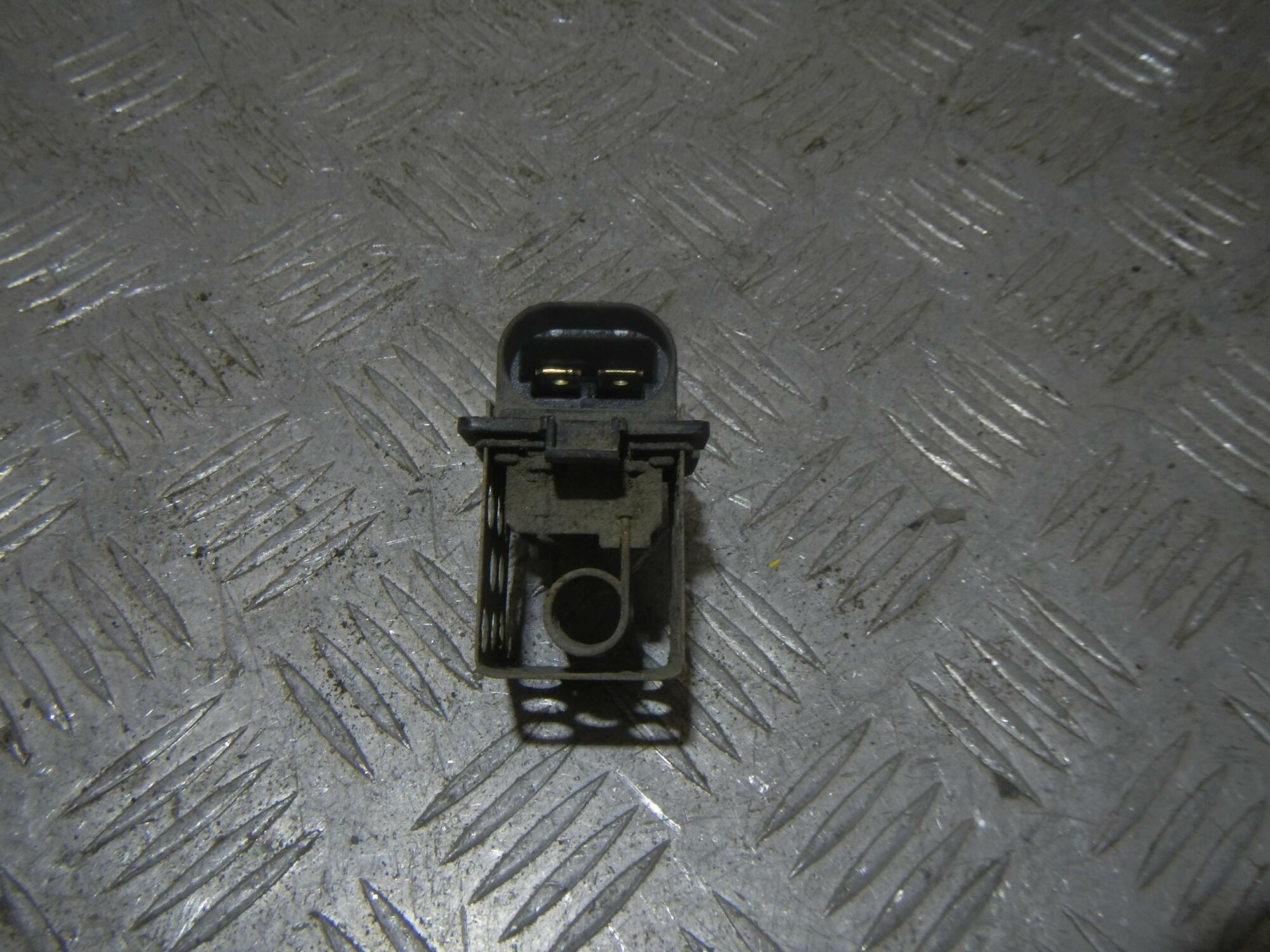 Б/У Резистор, Nissan (Ниссан)-NOTE (E11) (06-) NISSAN NOTE (E11) (06-) Вентилятора Без видимых повреждений 318816 NISSAN ...