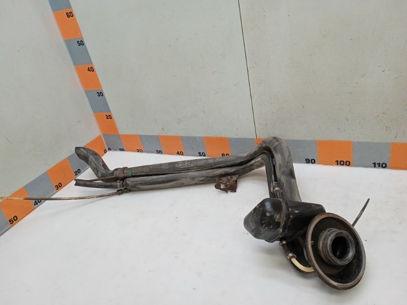 Б/У бензобака, бензин, Иран Ходро Саманд Горловина топливного бака Iran Khodro Samand 2006 276515 Iran Khodro арт. 1660601...