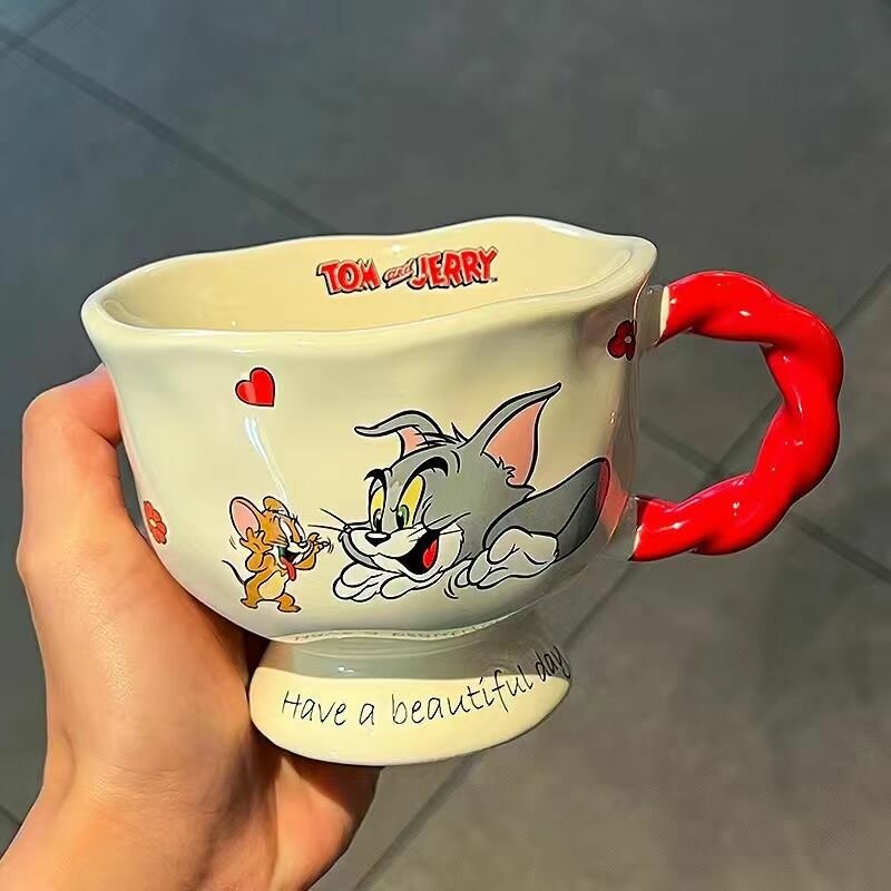 Кружка "Tom & Jerry", керамика, с подставкой, 360мл, красная — фото 1
