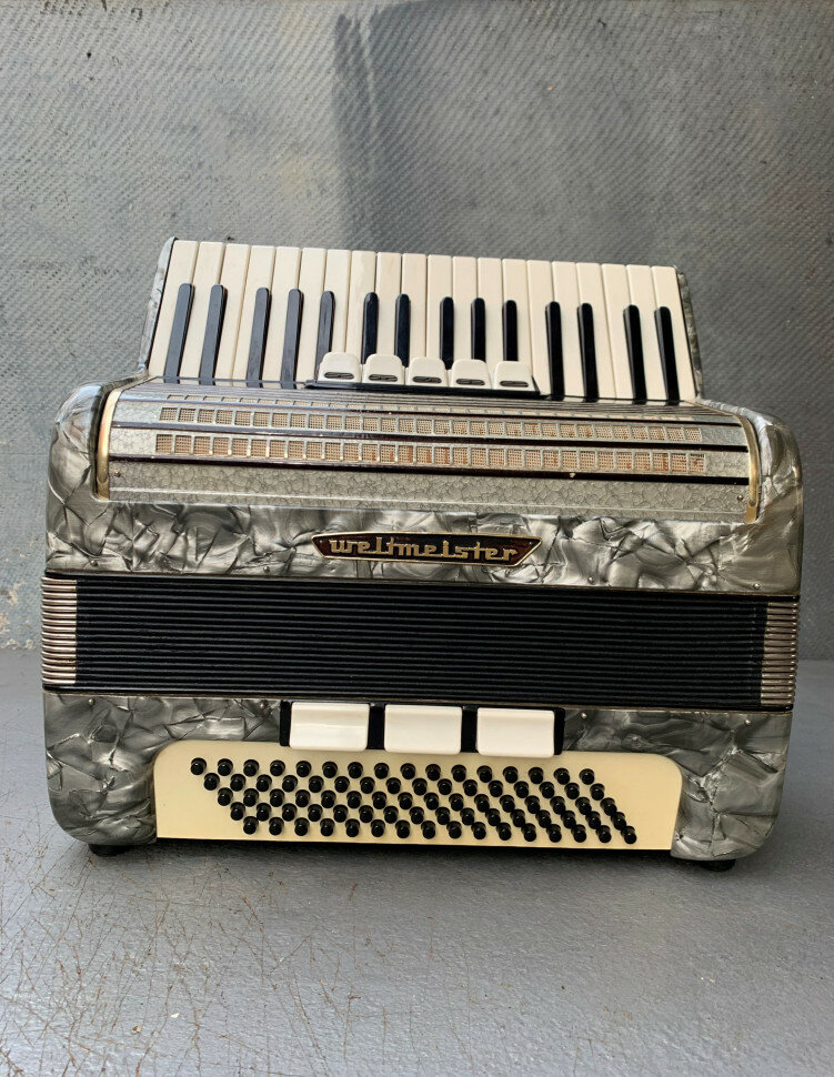 Народные WELTMEISTER Wеltmеistеr Unisеlla Heмeцкий винтажный аккopдеон