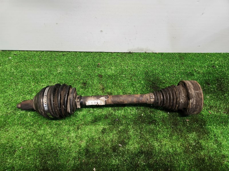 Полуось передний левый Volkswagen Polo 5 седан 1.6 6R0407761K