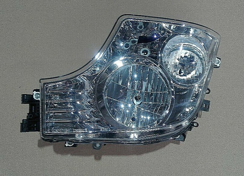 Фара левая (аналог) Mercedes-Benz (Мерседес) Actros 4 11-18 (9608200239)
