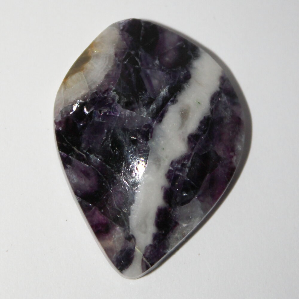 Коллекционный кабошон флюорит, 37х27х3 мм, Сибирь, "True Stones"