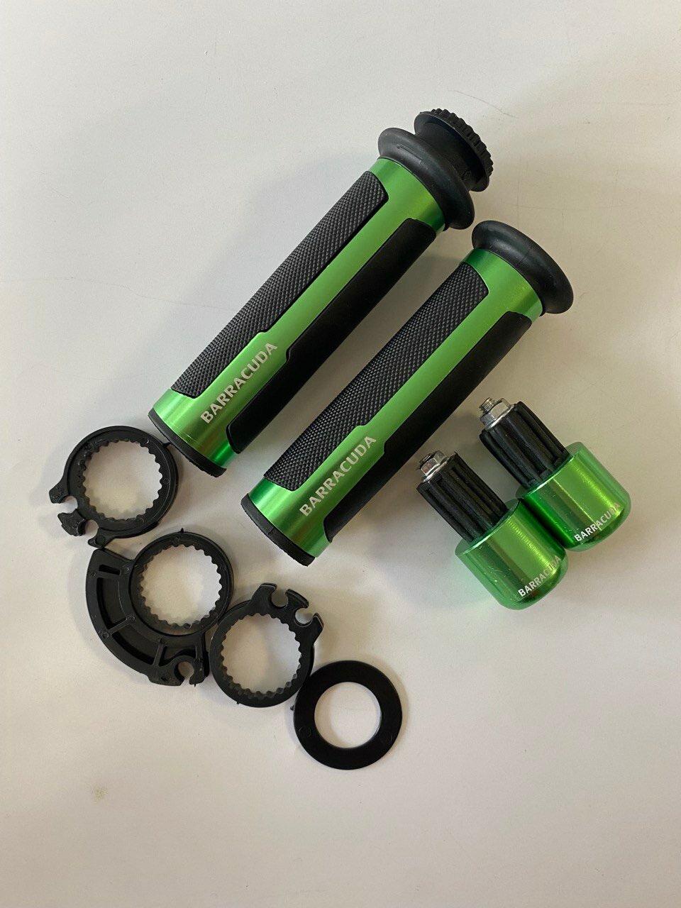 Грипсы Barracuda green 5188