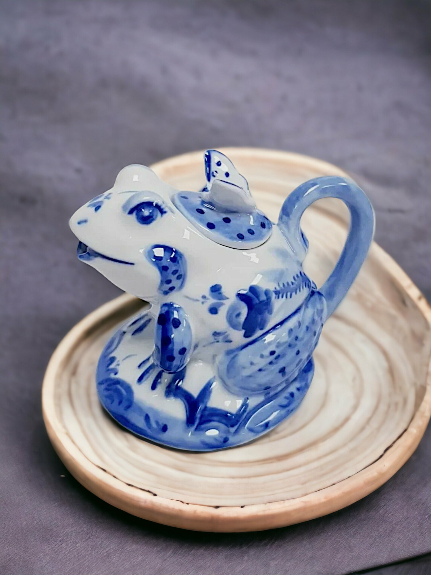 Чайник сувенирный "Лягушка" 10,5х8х8 см гжель фарфор ручная работа