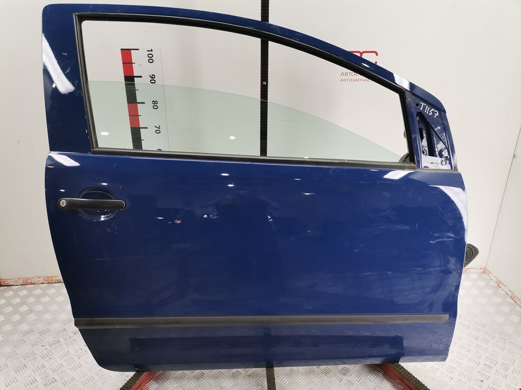 Дверь передняя правая Volkswagen Fox 5Z3831056K арт. 992397