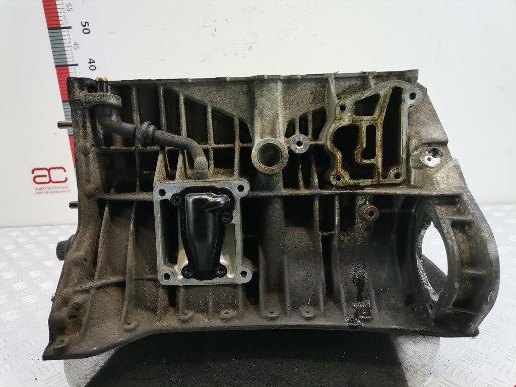 Блок двигателя (блок цилиндров) Mercedes C-Class (W203) A2710101205 арт. 2045931