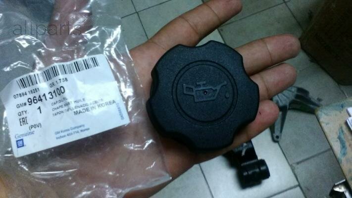 GENERAL MOTORS 96413100 крышка маслозаливной горловины двигателя [ORG]