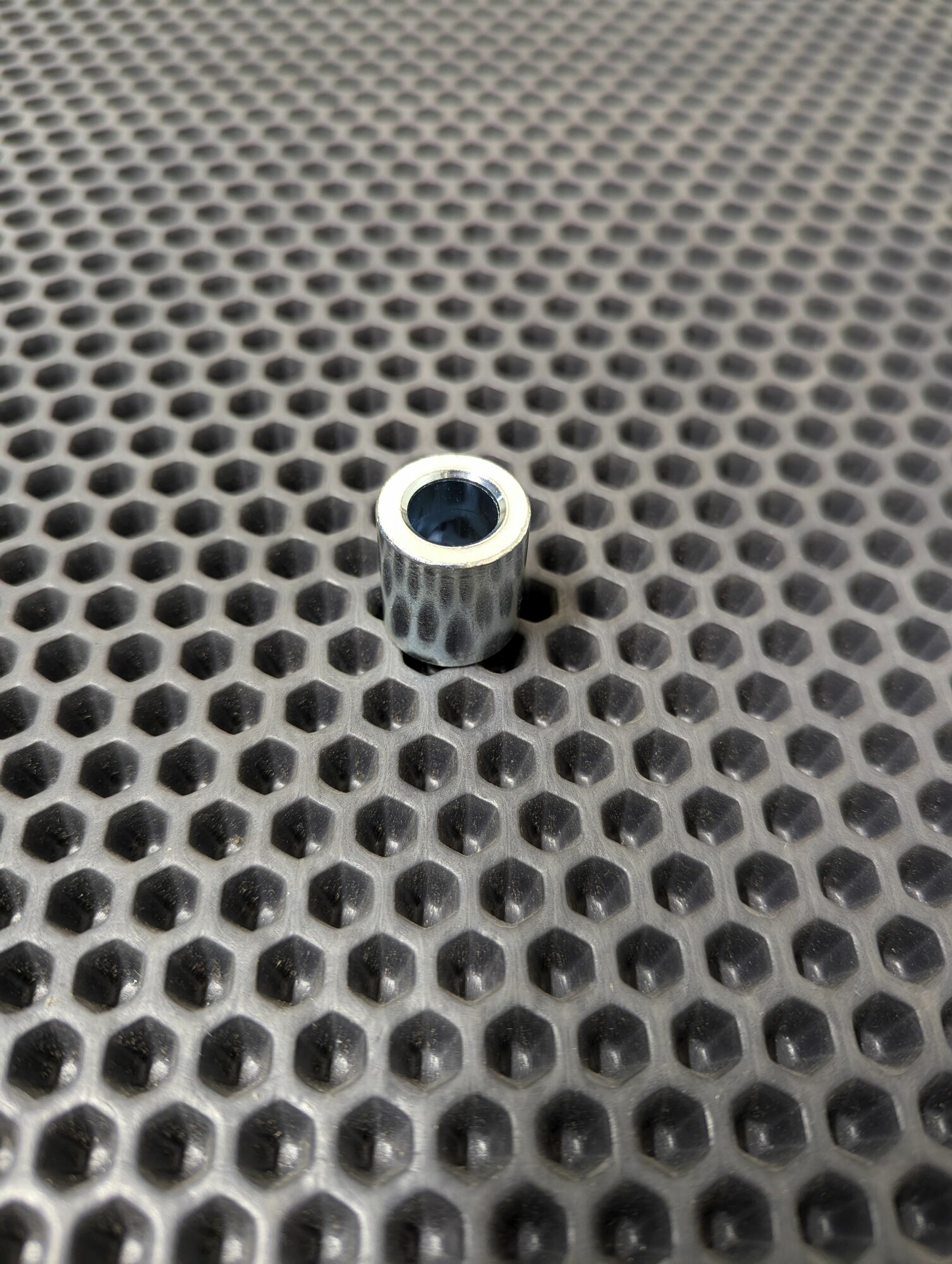 Втулка оси переднего колеса, наружная на питбайк эндуро d21/12 h23