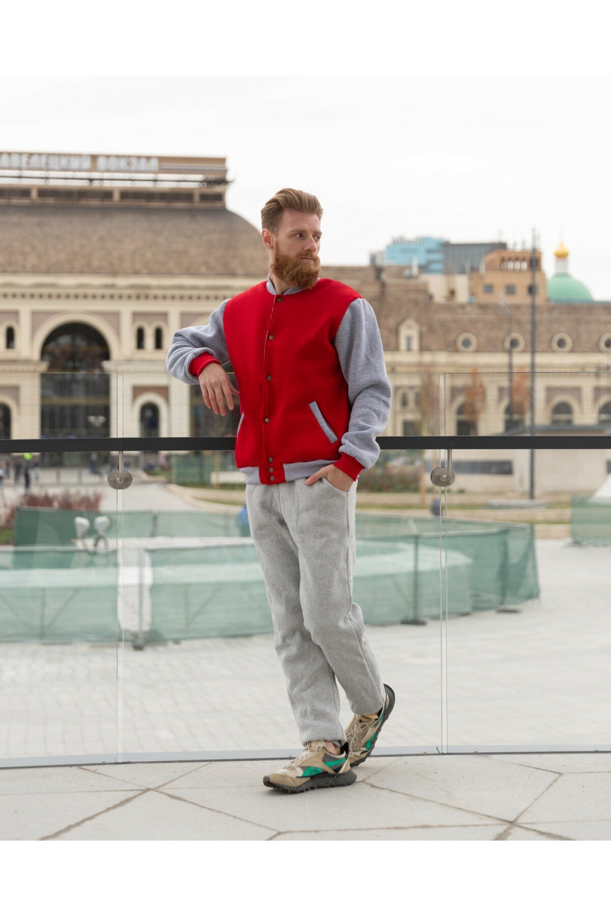 Костюм спортивный