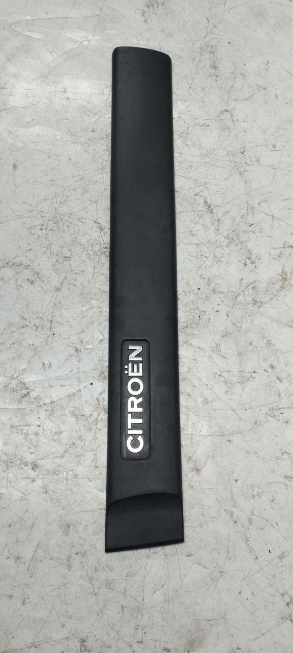 Накладка двери передней левой Citroen Berlingo M59 рест. (2004 - 2013) 9619030477